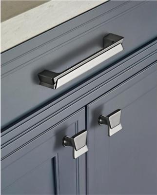 China Zinc Alloy Cabinet Door Pull Handle Knobs for Kitchen Wardrobe Furniture 1000pcs MOQ for sale