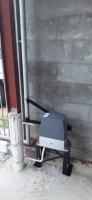 China 24V DC Gate Motor with Backup Battery for Power Outage Protection - 800KG-2500KG Capacity Sliding Gate Operator for sale