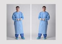 China Non Absorbent Disposable Hospital Scrubs Lab Gown With Knitted Cuff for sale