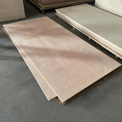China Decorative Birch Core Plywood High Flatness Zero Formaldehyde Board For High End Interior for sale