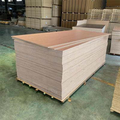 China Heat Aging Resistant Plywood Board HENF Hardwood Panel for Indoor Renovation Projects for sale