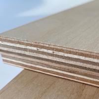 China Splashproof HENF Marine Plywood Sheet 15mm 18mm Thickness Moist Resist Anti Mold for sale