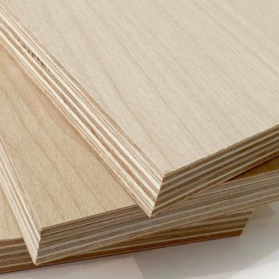 China Anti Humidity HENF Marine Plywood Board 18mm 20mm UL SGS Approved For Seaside for sale