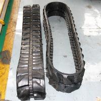 China Tear-Resistant T250*72K*49 Komatsu Excavator Rubber Track for Your Construction Needs for sale