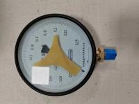 China Made 150mm Precision Test Pressure Gauge Accurate Readings Manometer for sale
