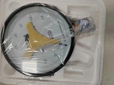 China Industrial Grade Precision Test Pressure Gauge Made In Black Steel ±0.4% Of Full Scale for sale