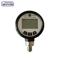 China 63mm Digital Pressure Gauge 100psi 300psi Stainless Steel Lcd Display Battery Powered Maometer for sale