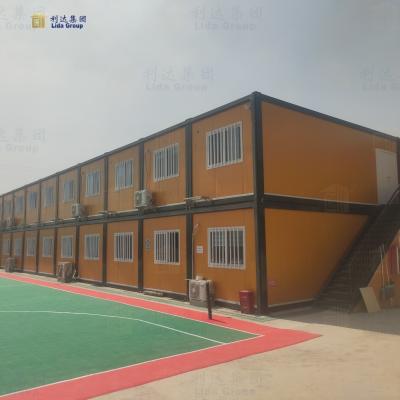 China Earthquake Resistant and Soundproof Folding Container House with 5800mm Length for Commercial Use for sale