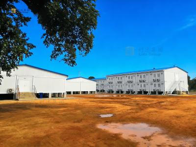China Flat pack container house is a rugged modular house and office container for mining constructions for sale