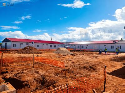 China Expandable Modular Container Housing with A1 Fire Rated Walls and Double-glazed Aluminum Curtain Wall for sale