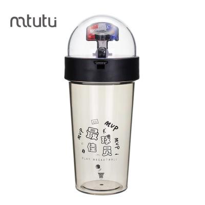 China Thickened Bottom Basketball Game Mtutu Creative Water Bottles for sale