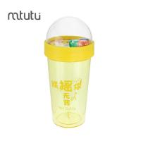 China 0.5L Play Dice Game Creative Water Bottles For Children for sale