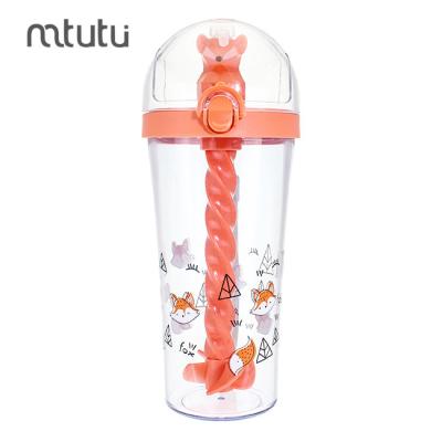 China 500ml 220g Plastic Straw Water Bottle With Stirring Function for sale