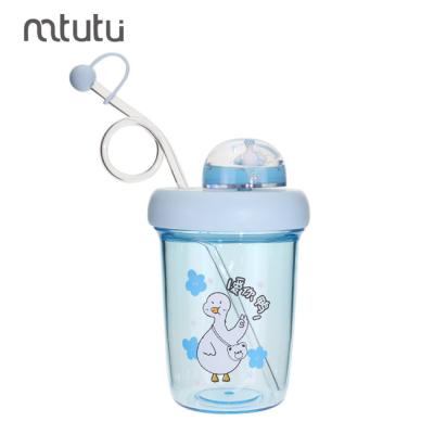 China Unbreakable Creative 13.2oz Plastic Straw Water Bottle for sale