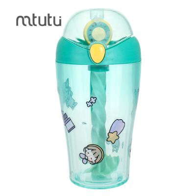 China PP AS ABS Stirring Water Bottle With Anti Dust Cover for sale