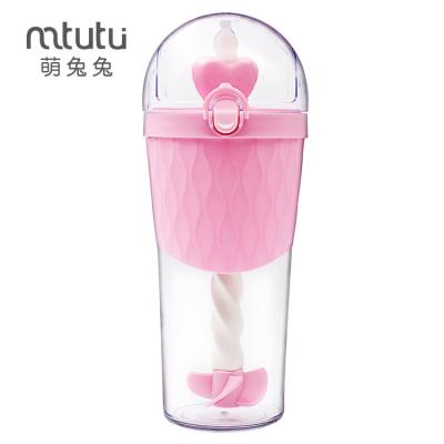 China Modern 500ml Stirring Water Bottle With Silica Gel Sleeve for sale