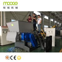 China Industrial Single Shaft Plastic Shredder 300-2000kg/H Recycling Machine for sale