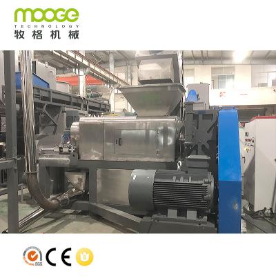 China Plastic Squeezing Pelletizing Machine 500kg/hr for PP PE Film Woven Bags for sale