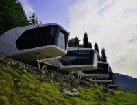 China Solar Space Capsule House The Perfect Blend of Luxury and Nature on MGO Board Floor for sale