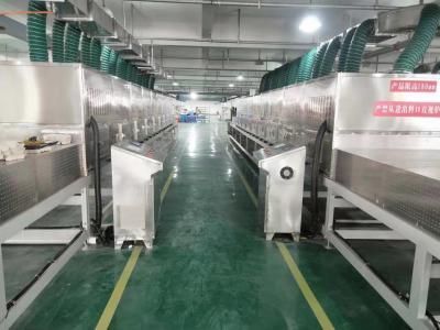 China Industrial 9-Stage Microwave Vacuum Dryer 85KW 80°C for Food Chemical Pharmaceutical for sale