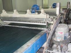 China ISO9001 2.2Kw UV Curtain Coating Machine with 304 Stainless Steel Plate and 80m/min Speed for sale