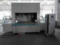 China 1300mm UV Varnish Machine with 28kW Power and 4 GRACO Spray Guns for Building Materials Coating for sale