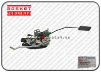 China ISUZU NHR NKR NPR Front Door Lock 8-97892198-2 8978921982 Truck Spare Part 0.37kg for sale