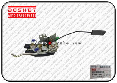 China ISUZU NHR NKR NPR Front Door Lock 8-97892198-2 8978921982 Truck Spare Part 0.37kg for sale