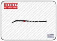 China ISUZU Windshield Molding 8973609110 8-97360911-0 for UBS26 6VE1 0.3kg for sale