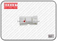 China ISUZU UBS26 6VE1 Windshield Molding Clip 8971349780 8-97134978-0 5 Pcs for sale