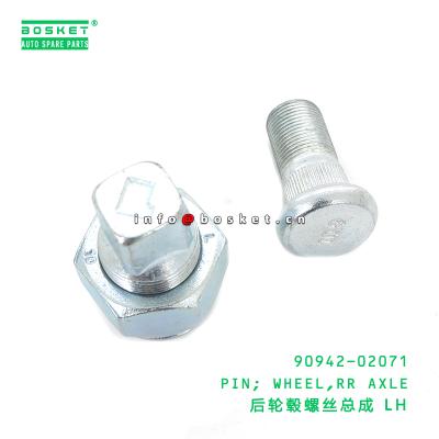 China HINO 300 Compatible Wheel Pin RR Axle Pin with 1PCS Pack Quantity and 3 Months Warranty for sale