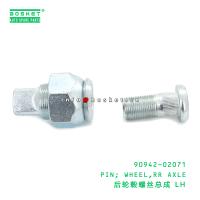 China HINO 300 Compatible Wheel Pin RR Axle Pin with 1PCS Pack Quantity and 3 Months Warranty for sale