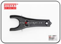 China Clutch Shift Fork for Isuzu 4JB1 NKR 8-97024528-0 8970245280 0.374kg for sale