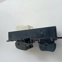 China Toyota Hilux Fortuner 2004-2015 Electric Window Control Switch 84820-0K071 2.7L for sale