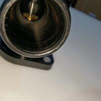 China Engine Coolant Thermostat Water Inlet 16331-35040 for Toyota 12 Month Warranty for sale