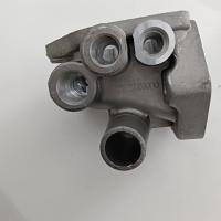 China Thermostat Housing 16331-35040 for Lexus LX470 Land Cruiser BJ42 OEM Replacement for sale