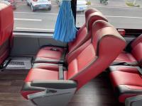 China Secondhand Yu-t0ng 39-Passenger 2+2Bus LHD Weichai Power for Travel Agency Enterprise Long-distance Shuttle for sale