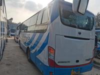 China Diesel Yutong Bus Zk6858 35seats Mini Coach 2+2 Layout Bus De Transport for sale
