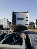 China Heavy Duty 10 Wheeler HOWO A7 Tractor Sinotruk 6x4 420hp Tractor Truck Head for sale