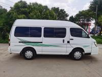 China Jinbei Hiace Used Mini Bus Cargo Van 8seater 2017 Second Hand Coach Bus for sale