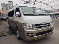 China 2018 Year 13 Seats Used Mini Bus With Front Engine Toyota Hiace Bus With High Roof for sale