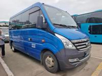 China Coach Yutong Mini Bus CL6 2021 Luxury Coach Bus 9seats 150hp Engine Passenger for sale