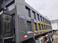 China Second Hand Tipper Trucks Black Color 371hp 8×4  HOWO ZZ3317 Flat Roof Cabin Rated Load 15.5t for sale