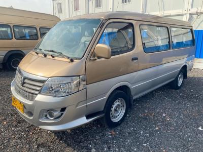 China Cheap Second Hand Minibus Sliding Window External Swinging Door 11 Seats 2017 Year Golden Dragon XML6532 for sale