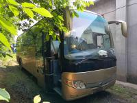 China Young Tong Bus 51 Seats Golden Color Sealing Window EURO III 10.5 Meters Rear Engine Used Yutong Bus ZK6110 for sale