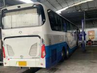 China Second Hand Bus Big Luggage Compartment Rare Engine 375hp 56 Seats A/C Used Kinglong Bus XMQ6135 LHD/RHD for sale
