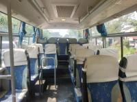 China Used Shuttle Vans Floding Door 19 Seats White Color 6 Meters Front Engine Wiht A/C 2nd Hand Dongfeng Bus EQ6608 for sale