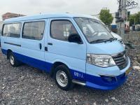 China Used 12 Seater Minibus White And Blue Color 11 Seats Golden Dragon Hiace XML6532 Gasoline Engine LHD for sale