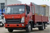 China Used Fuel Trucks Sinotruck Howo Cargo Truck Loading Weight 8-10 Tons 4×2 Drive Mode Right Hand Drive for sale