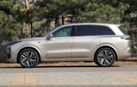 China Gasoline Electric Hybrid Vehicles SUV 6 Seats Li Brand L8 Model for sale